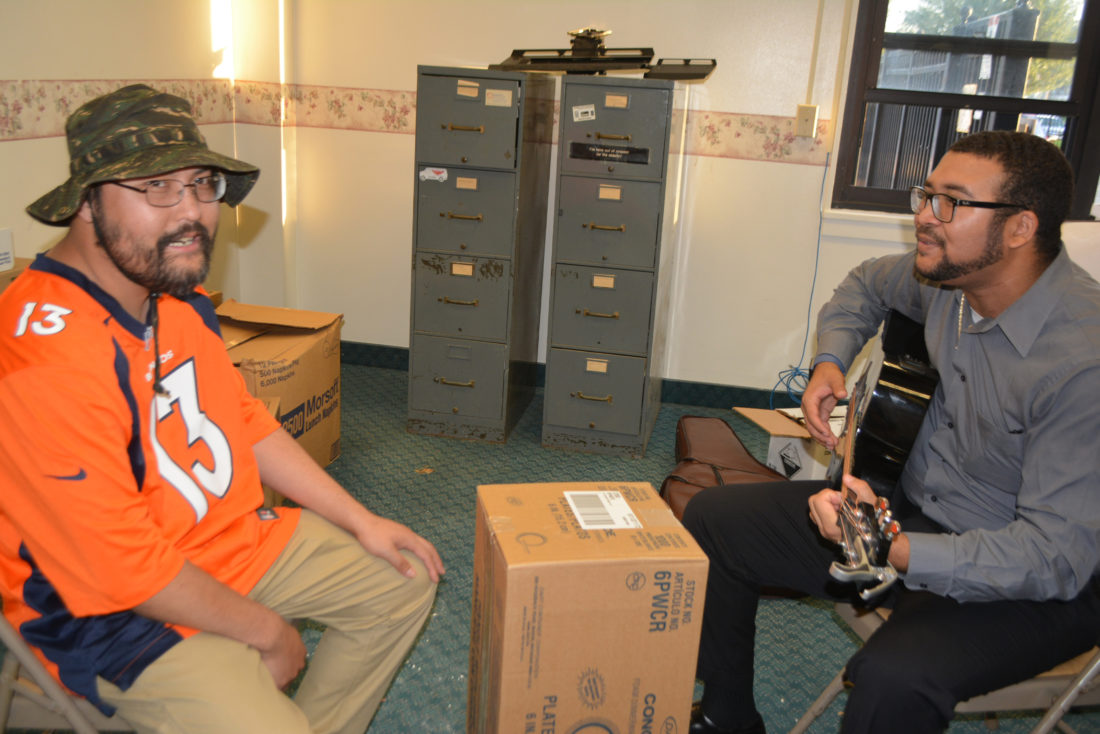 University students assist in community music therapy sessions | News ...